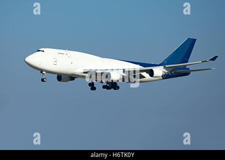 freighter, freight, cargo, airplane, aircraft, plane, Boeing, B 747 ...