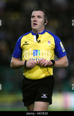 Referee Tom Foley Stock Photo - Alamy