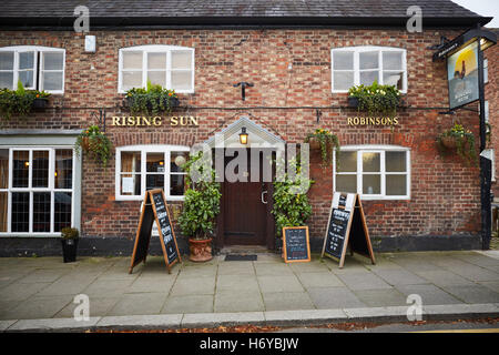 The Rising Sun Pub, High Street, Hampton Hill, London Borough of ...