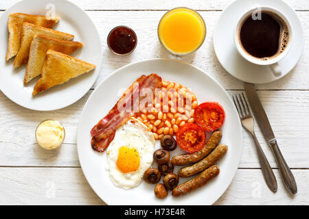 traditional cooked full English breakfast Stock Photo - Alamy