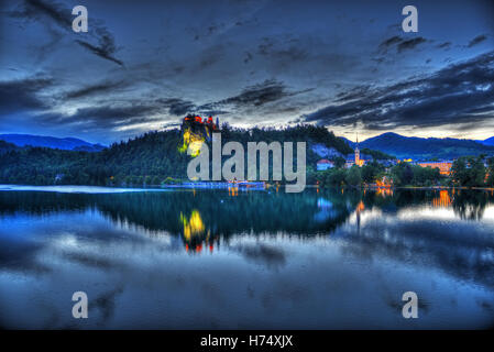 Night view over Lake Bled, Julian Alps and Bled castle Stock Photo - Alamy