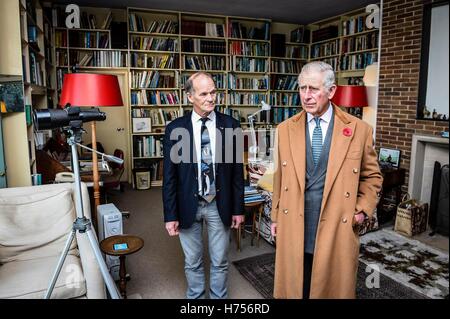 The Prince of Wales speaks with Falcon Scott, grandson of explorer ...
