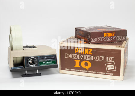 Dixons own brand Prinz Concord IQ 2000 twin remote control 35mm slide ...