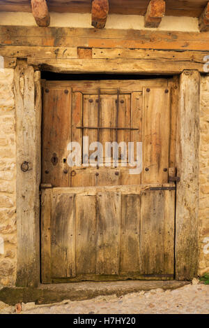 Old gate in a Castilian village Stock Photo - Alamy