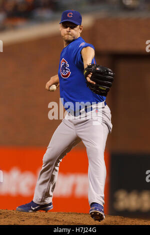 August 30, 2011; San Francisco, CA, USA; Chicago Cubs manager Mike ...