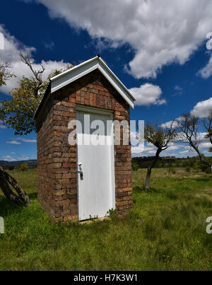 Australian brick outhouse toilet or dunny or thunderbox at small ...