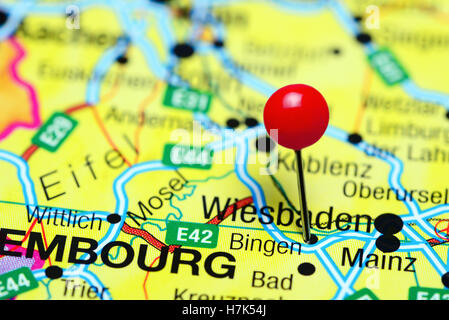 Bingen map. Close up of Bingen map with red pin. Map with red pin point ...