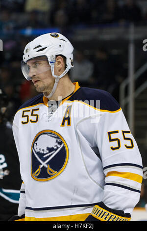 Buffalo Sabres left wing Jochen Hecht, of Germany, right, celebrates ...