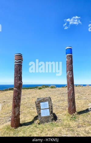 Welcome to Wodi-Wodi and Dharawal Aboriginal Land sign along the Kiama ...