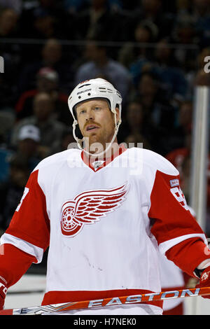 Detroit Red Wings' Johan Franzen, left, of Sweden, celebrates his goal ...