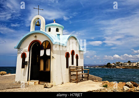 Pretty small traditional Greek Orthodox chapel on the seafront Stock ...