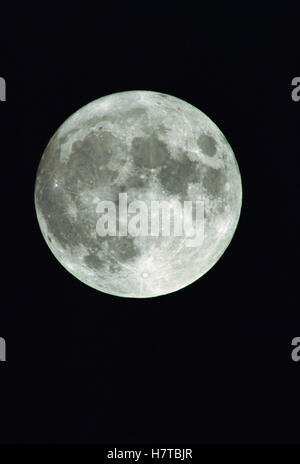 Full moon from equator Stock Photo - Alamy