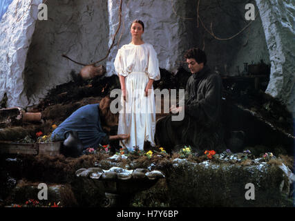 Parsifal, (PARSIFAL) D 1982, Regie: Hans Jürgen Syberberg, MICHAEL KUTTER, Key: Schild, Speer ...