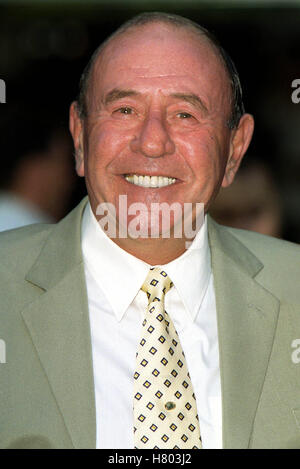 MIKE REID . SNATCH PREMIERE LONDON THE ODEON LEICESTER SQ LONDON ...