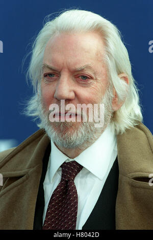 DONALD SUTHERLAND DEAUVILLE FILM FESTIVAL 2000 DEAUVILLE FRANCE 02 ...