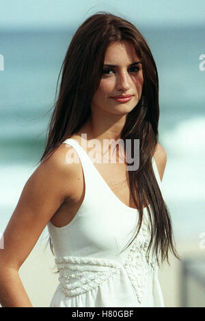 PENELOPE CRUZ 25 September 1999 Stock Photo - Alamy