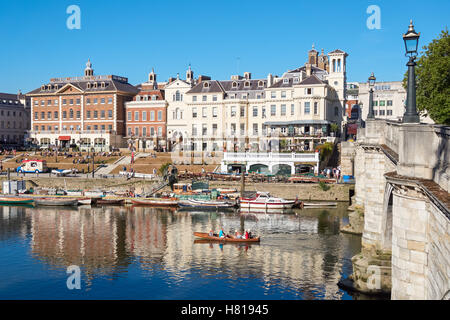 Thames, Riverside, Richmond, London, England Stock Photo - Alamy