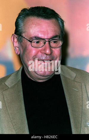 MILOS FORMAN 20 February 2000 Stock Photo - Alamy
