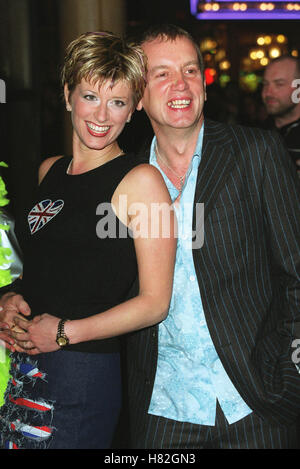 FRANK SKINNER & GIRLFRIEND "THATS THE WAY IT IS" PREMIER LEICESTER ...