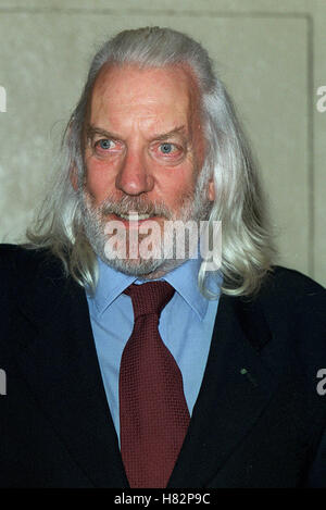 DONALD SUTHERLAND "FINAL FANTASY" LA PREMIER WESTWOOD LA USA 02 July ...
