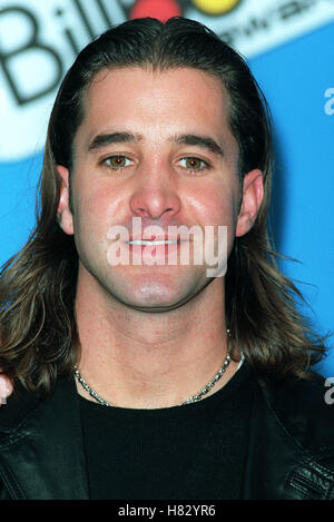 SCOTT STAPP BILLBOARD MUSIC AWARDS 2000 MGM GRAND LAS VEGAS NEVADA USA ...