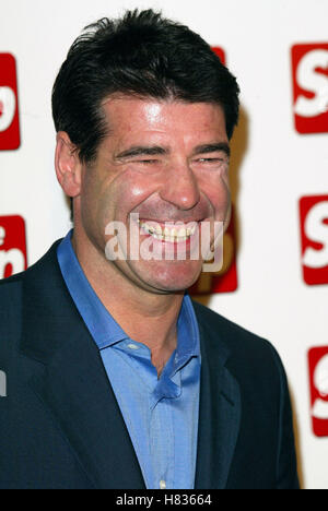 STEVEN HARTLEY INSIDE SOAP AWARDS THE MAYFAIR CLUB LONDON ENGLAND 30 ...
