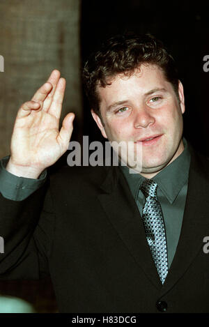 Sean Astin arriving at The premiere of "The Lord Of The Rings: The Two ...