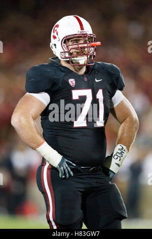 Wake Forest Demon Deacons guard Cameron Hildreth (6) drives past ...