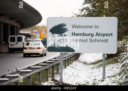 Welcome to Hamburg, Germany sign in classic las vegas style design Stock Photo: 174959201 - Alamy