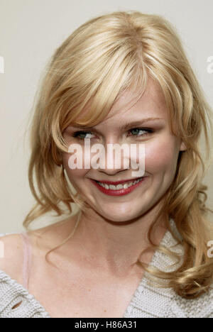 Kirsten Dunst at the 2002 Women in Film Crystal AwardsCredit: Ron ...