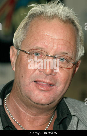 DAVID R. ELLIS THE FINAL DESTINATION WORLD PREMIERE LOS ANGELES ...