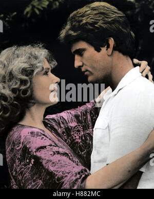 TIM, Piper Laurie, Mel Gibson, 1979. (c) Satori/courtesy Everett ...