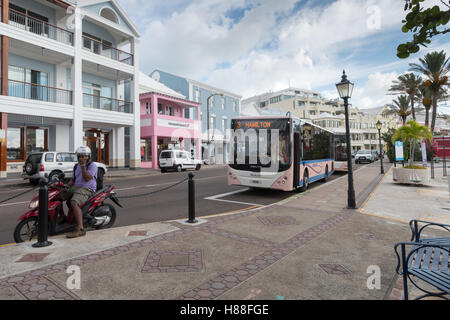 Front Street, Hamilton, Bermuda Stock Photo: 77817039 - Alamy