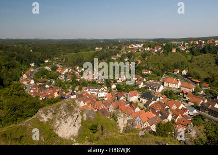 View from the Hohe Warte on Burg Pottenstein castle, Naturpark ...