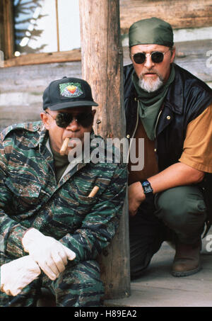 Rutger Hauer Film: Surviving The Game (USA 1994) Characters: Thomas ...