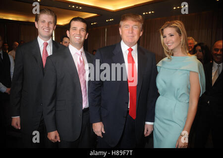 Ivanka Trump and Donald Trump Jr Ribbon-cutting ceremony at Trump ...
