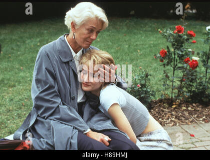 Vanessa Redgrave & Laura Dern Film: Down Came A Blackbird (1998 ...