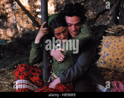 Gadjo Dilo, (GADJO DILO) F-RUM 1997, Regie: Tony Gatlif, ROMAIN DURIS Stock Photo - Alamy