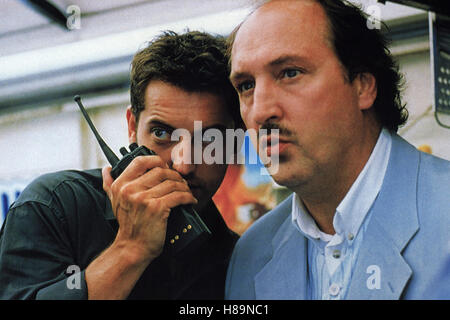 Taxi, (TAXI) F 1998, Regie: Gerard Pires, SAMY NACERI, FREDERIC DIEFENTHAL, Stichwort: Waffe ...