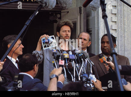 Joe Dreck, (JOE DIRT) USA 2001, Regie: Dennie Gordon, BRITTANY DANIEL ...