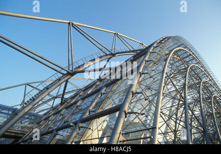 Steel structure of the exhibition hall, Neue Messe, modern architecture ...