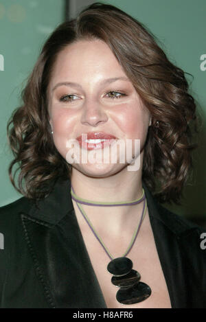 KAITLIN RILEY MONSTER WORLD PREMIERE CINERAMA DOME HOLLYWOOD LA USA 16 ...