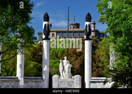 Chapultepec Castle on Chapultepec Hill in Chapultepec Park, Mexico City ...