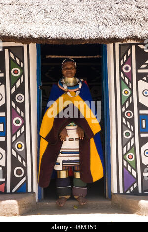 people of ndebele tribe in south africa Stock Photo - Alamy