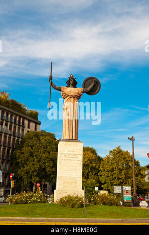 Italy, Lombardy, Pavia, Piazzale Minerva Square, Minerva Monument by ...