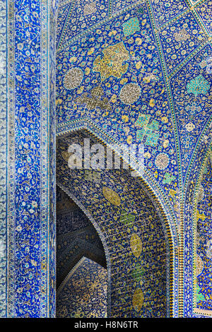 The great Blue Mosque (Imam Mosque ) Isfahan Iran Stock Photo - Alamy