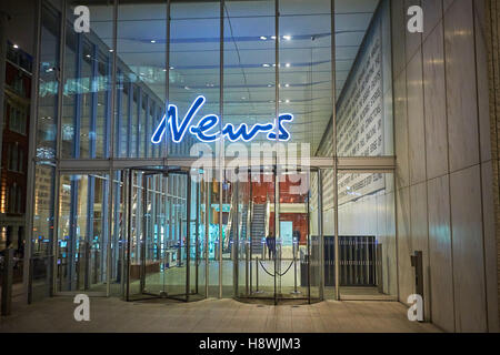 Entrance to the News Building at London Bridge Stock Photo - Alamy