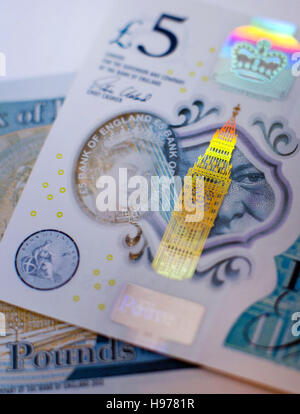 British Five Pound Note with Winston Churchill and Queen Elizabeth II ...