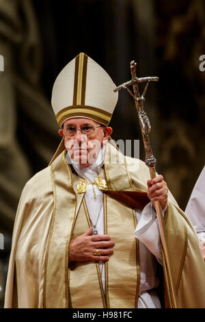 Vatican City, Vatican. 19th Nov, 2016. Pope Francis elevated 17 Roman ...