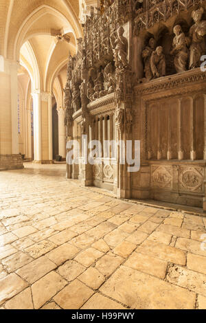 Choir screen of Notre Dame of Chartres Cathedral, Eure-et-Loir, France ...
